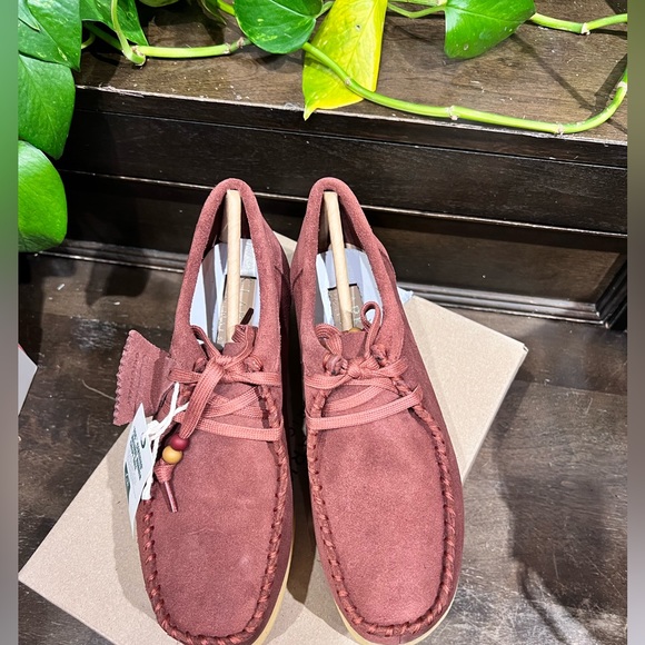 Clarks | Shoes | Clarks Shoes Burgundy Suede Size 65 | Poshmark